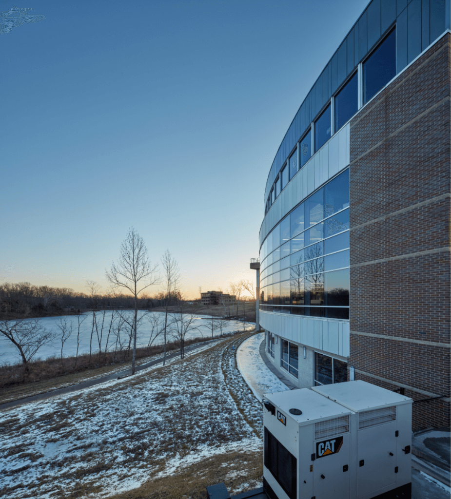 TRI ARROWS – DKN Architects